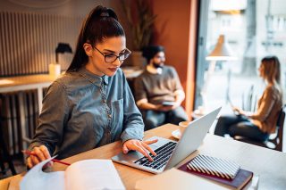 How Is the Reference List Arranged in APA? | Bibliography.com